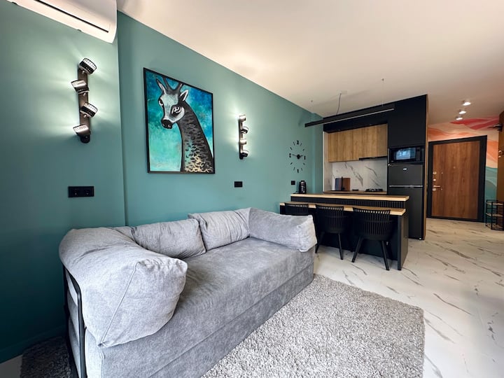 Art Apartment "Giraffe" | 5 Min To The Sea - 조지아