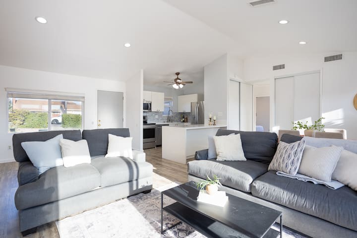 Modern Santee Getaway - El Cajon, CA