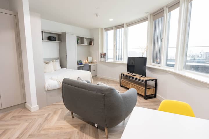Studio - Ensuite - Oranmore