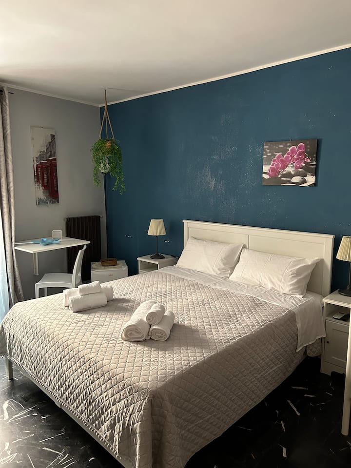 Al Bastione B&b Barletta Camera Tripla Blu - Barletta
