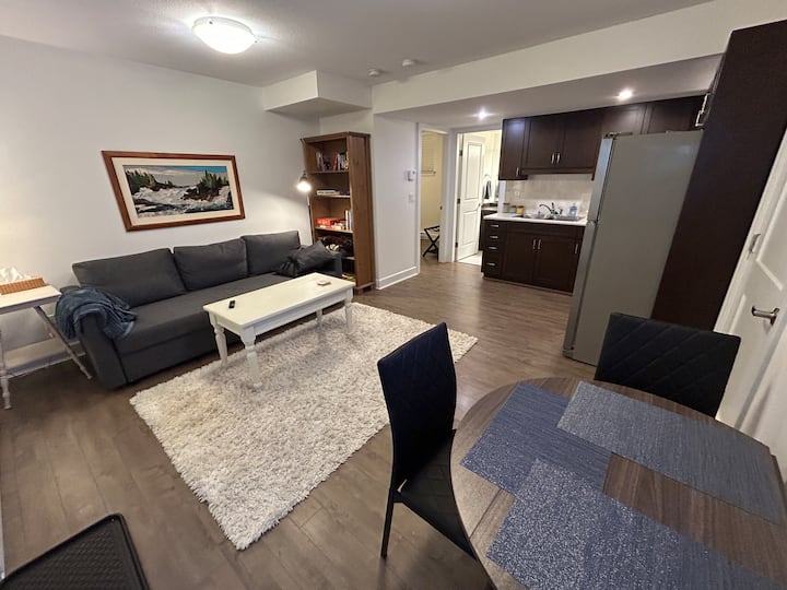 Lynn Valley Suite With Office - Grouse Mountain