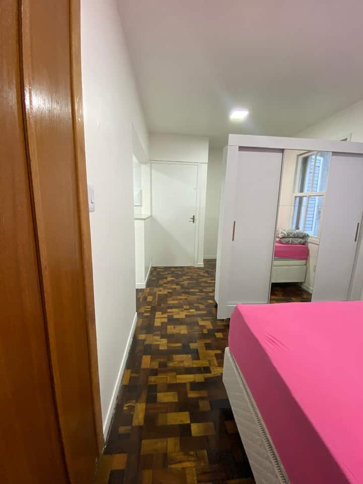 Jk Nova Prox. Ufrgs E Hospital - Porto Alegre