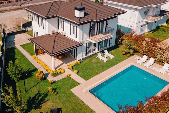 Whitehouse Nr.1 Villa - Sapanca - Kocaeli