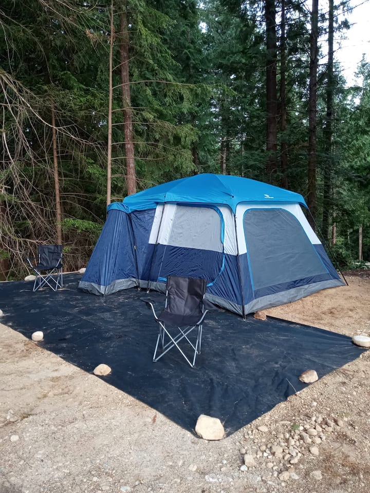 Creekside Deluxe Tent Site - Gibsons