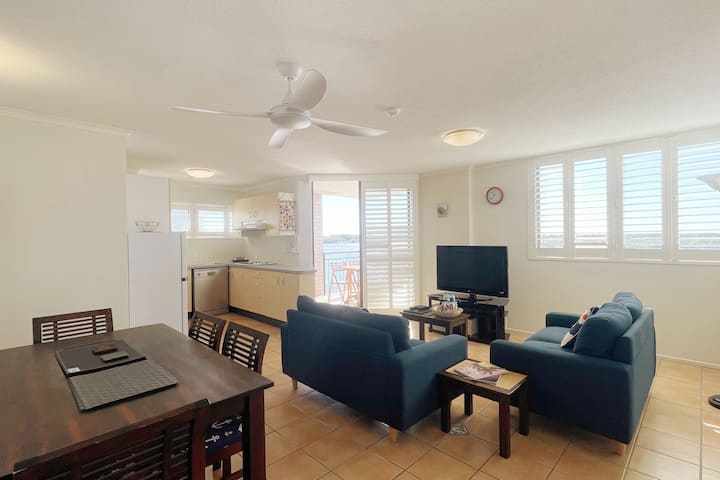Waterside Home Maroochydore - Maroochydore