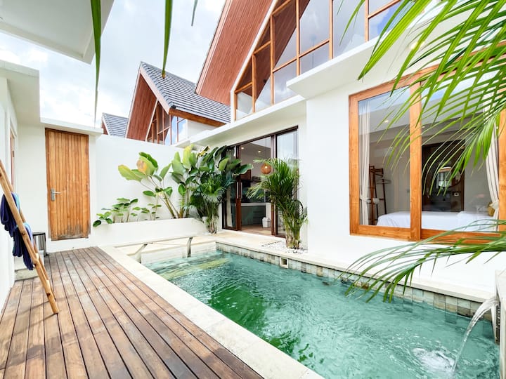 Villa De Tutti | 2br Pool | Seminyak - Sanur
