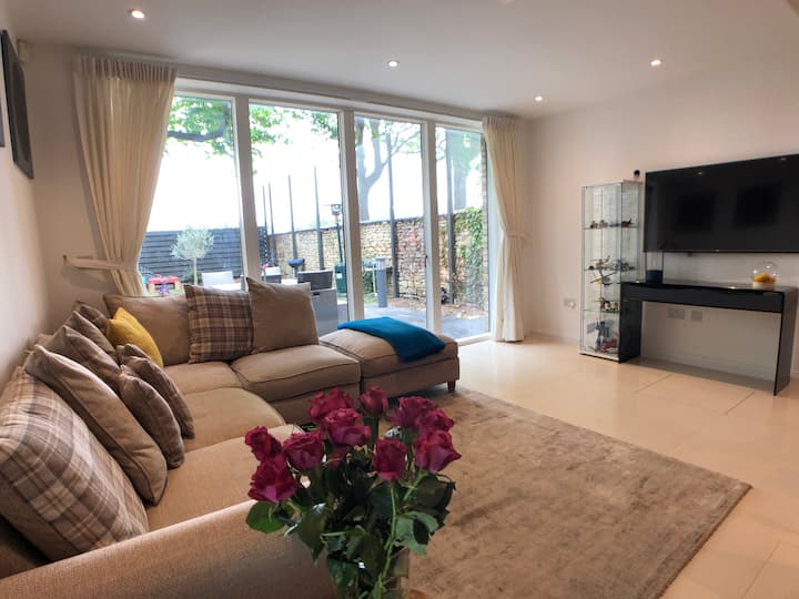 Lux Modern Home In Summertown - Bicester