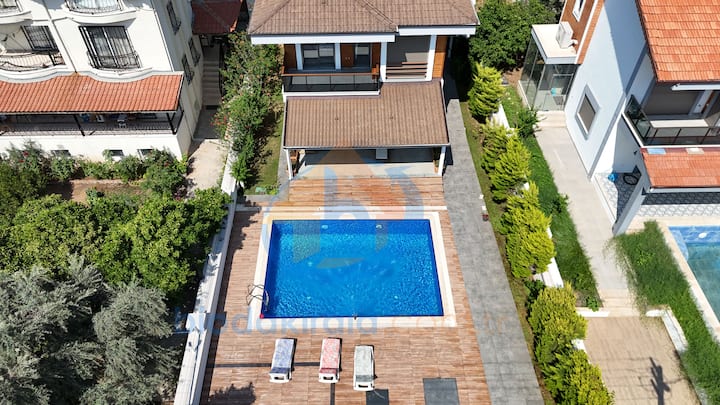 Villa Yassı Kaya Marmaris - Ичмелер
