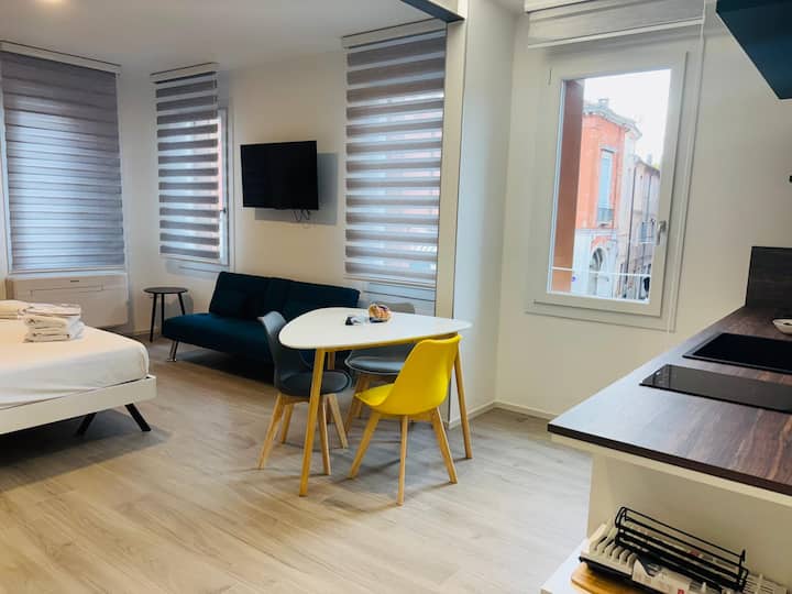Mood House Chioggia Elegant Studio Apartment - Chioggia