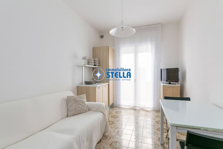 < Rinascita Apt. >  50 Mt From The Beach - Jesolo