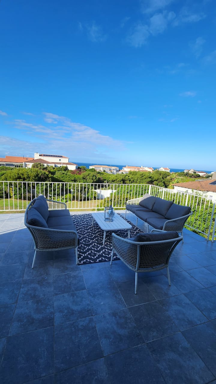 Family Home By The Sea - Saint Francis Bay