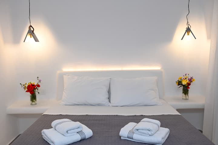 White Velvet Suite 1 - Mykonos