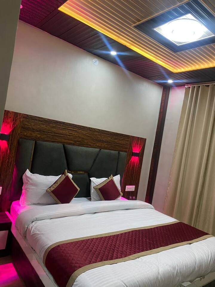 Hotel Full Moon Night And Restaurant - Chamba