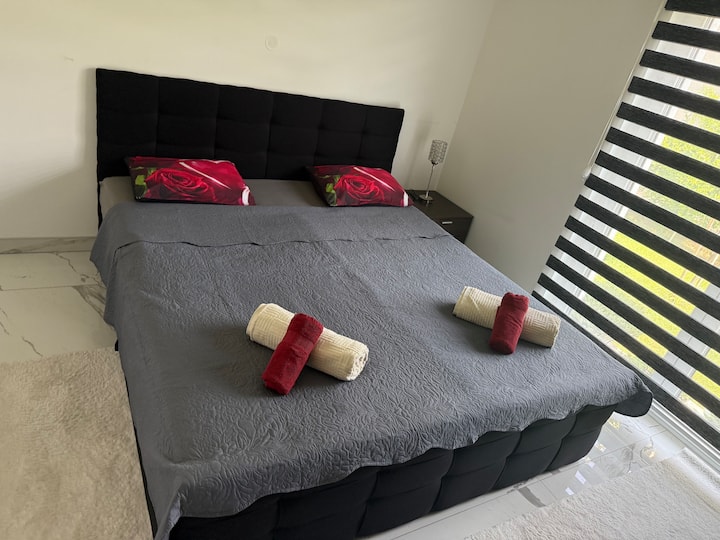 Très Belle Chambre Au Rez De Jardin - Colmar