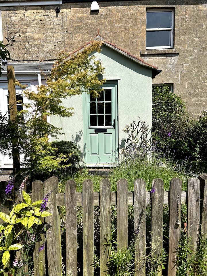 Mi Casa, Su Casa For The Summer! - Bath