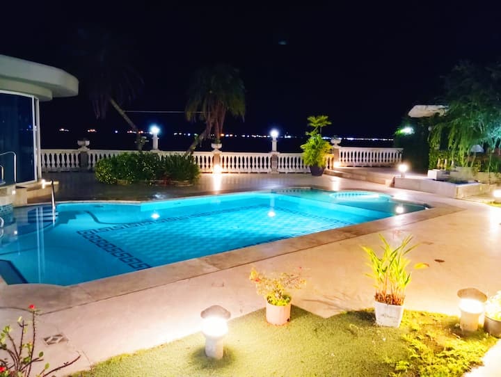 Breathtaking Ocean Villa - Playa Blanca, Panamá