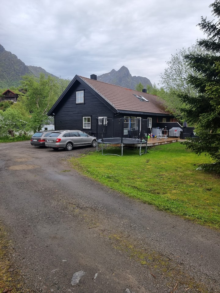 Hjem/hus Til Leie. - Kabelvåg