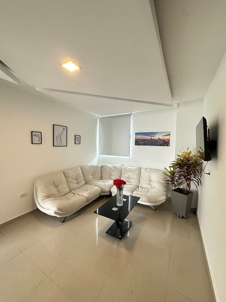 Comodo Piso 7 Con Vista Al Parque - Barranquilla