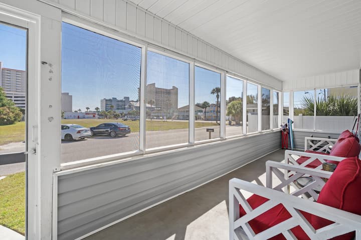 Got Wags? Beach Haven - Lower Unit - North Myrtle Beach, SC