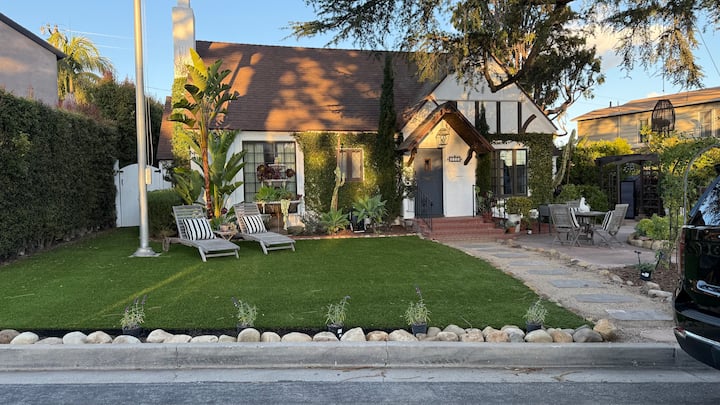 Tudor Classic 1929 Architecture - Santa Barbara, CA