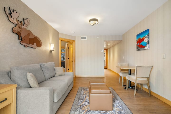 1 Br Suite W/ Balcony, Fireplace & Hot Pools - Banff
