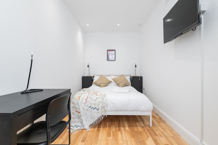 Cute Double Bedroom In Ballybough - Leinster