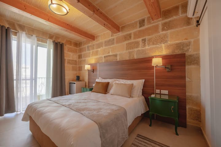 Silla B&b · Twin/double, Balcony - Malta