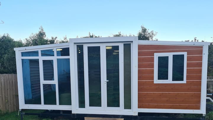 Sleeps 3 - 4 - 200m From Beach - Brighton