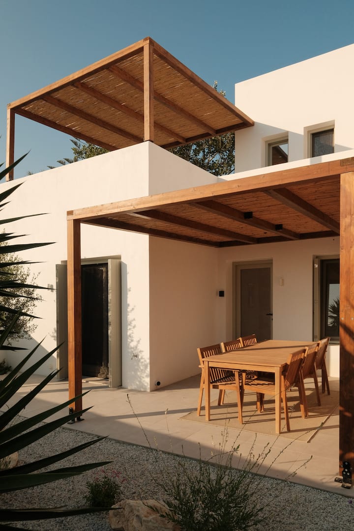 Mazi Iii | A Place To Relax - Paros