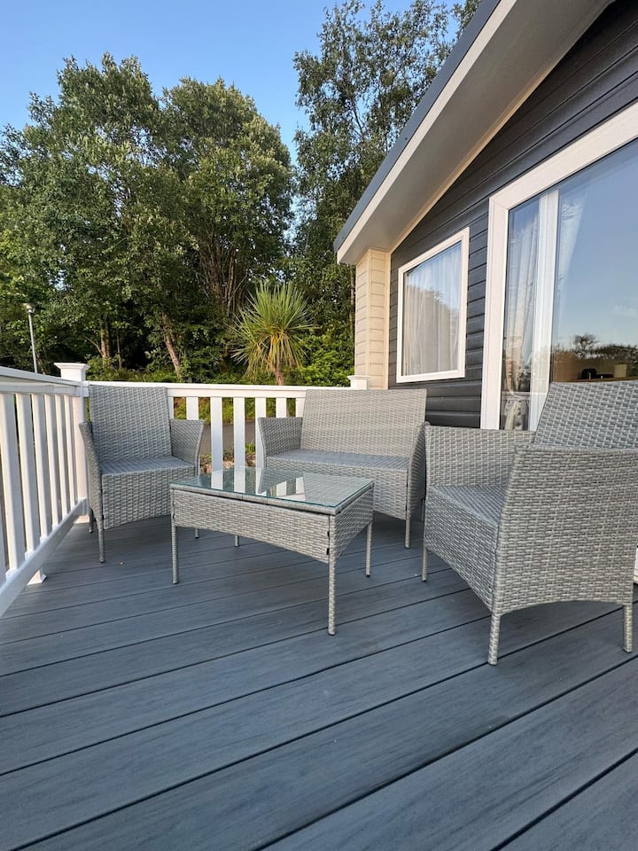 Escape To Woodlands Corner - Dunoon
