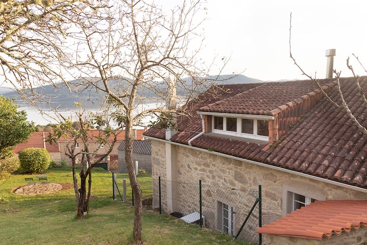 Authentic Rías Baixas Stone Home - Noia