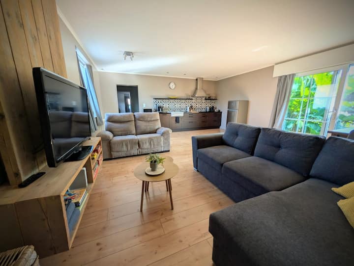 Welkom Bij
Landbæne
Airbnb - Hechtel-Eksel