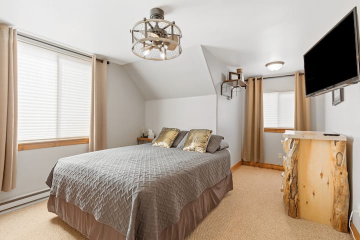 Dakota Cabin:1 Mi. Sheridan Lake - Monte Rushmore