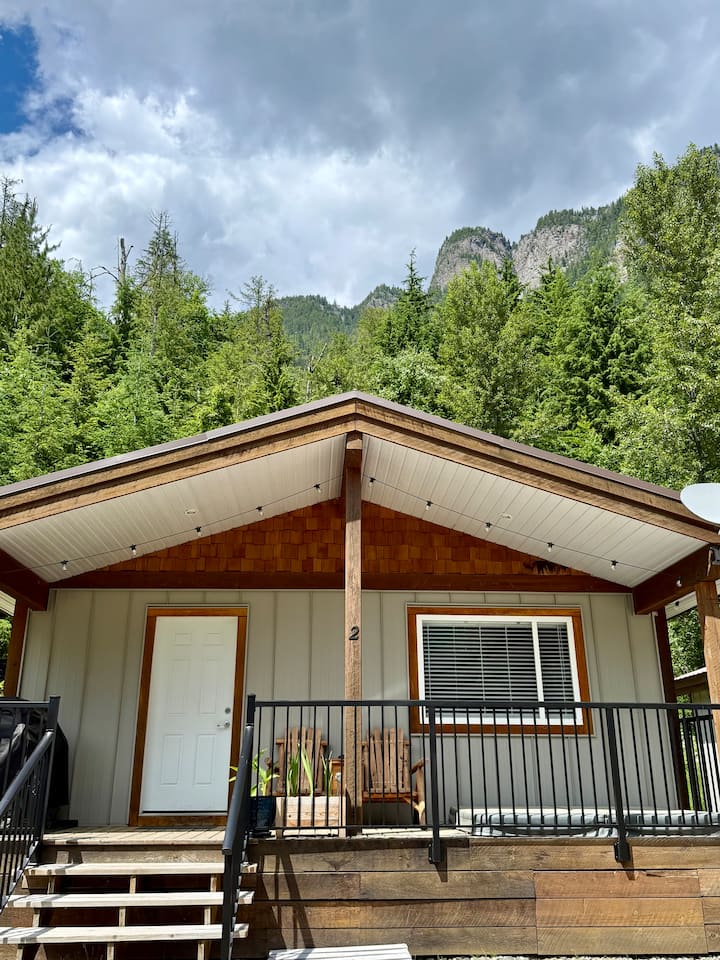 2 Bedroom Timber Frame Cabin - Revelstoke