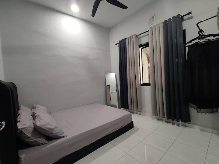 Rumah Singgah Aden's - Kuala Nerang
