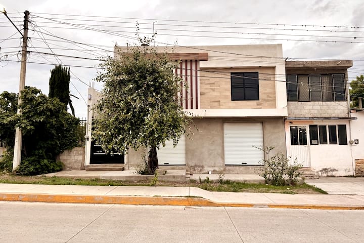 Depa Moderno Cerca De Todo - Querétaro