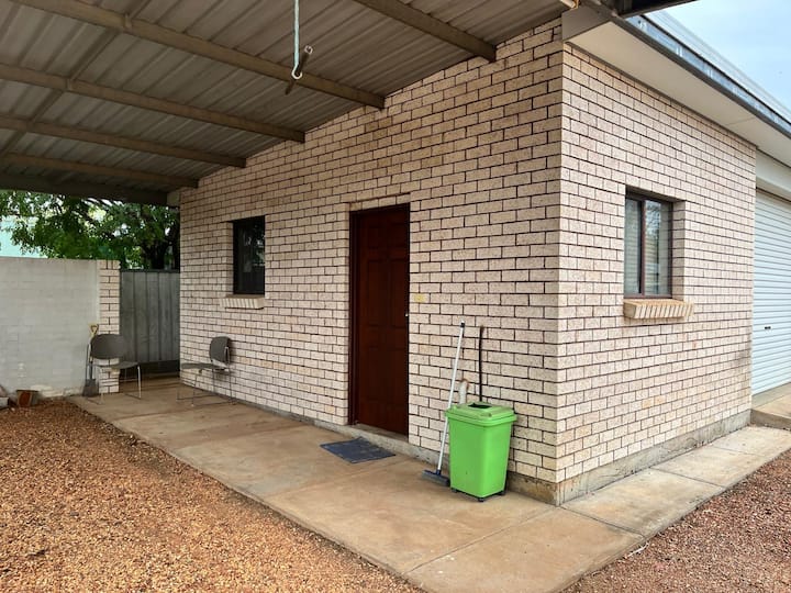 Quick And Easy Ridge Getaway - Lightning Ridge