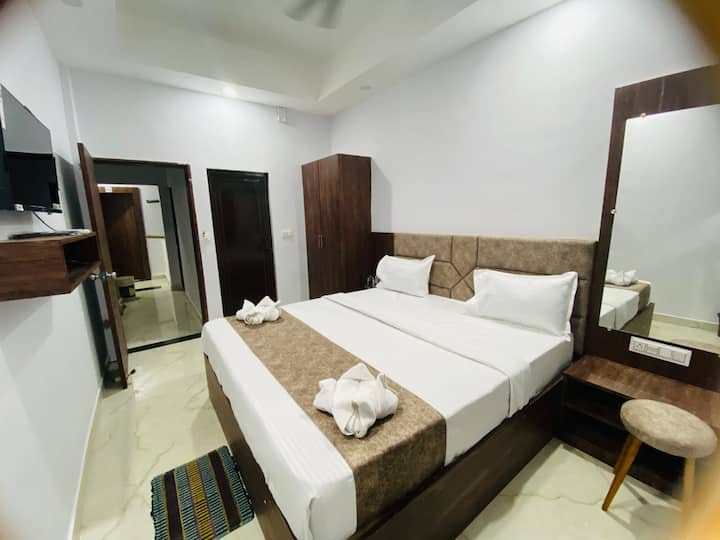 Cozy Non-ac Stay Near Beach - Puri