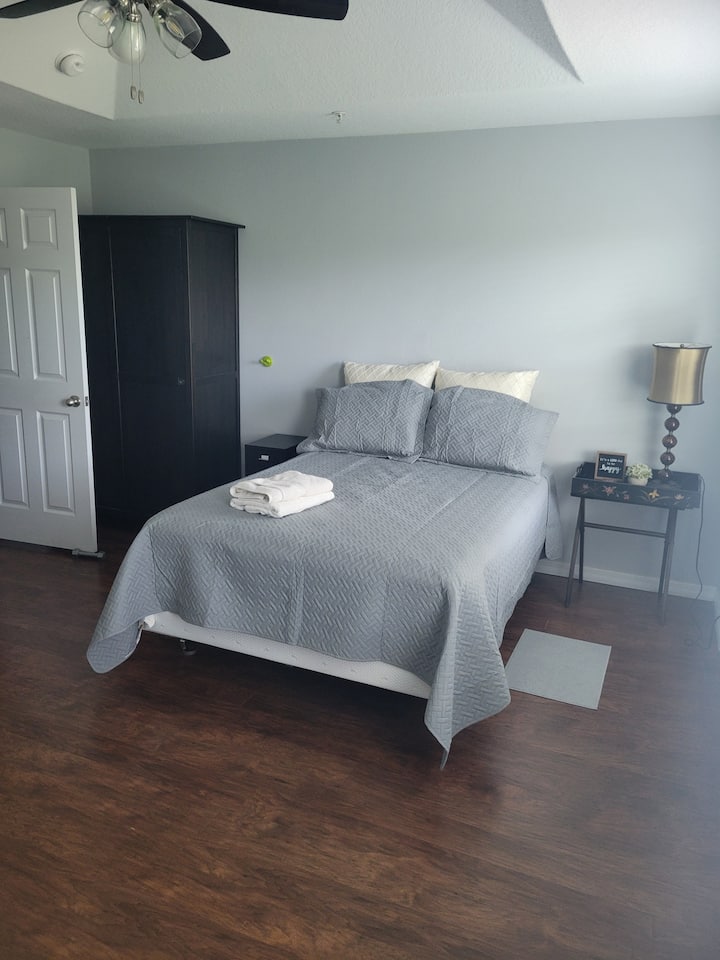 Modern And Cozy Room. - Oviedo, FL