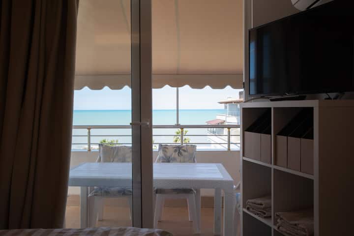 Family Friendly 1bd Seaview A1 - Qerret