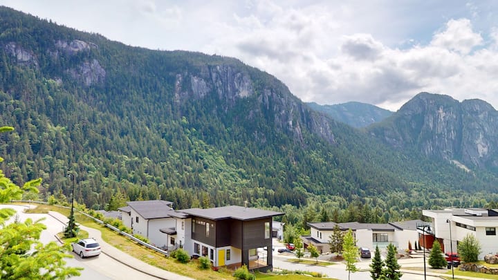 Room With A View - Squamish