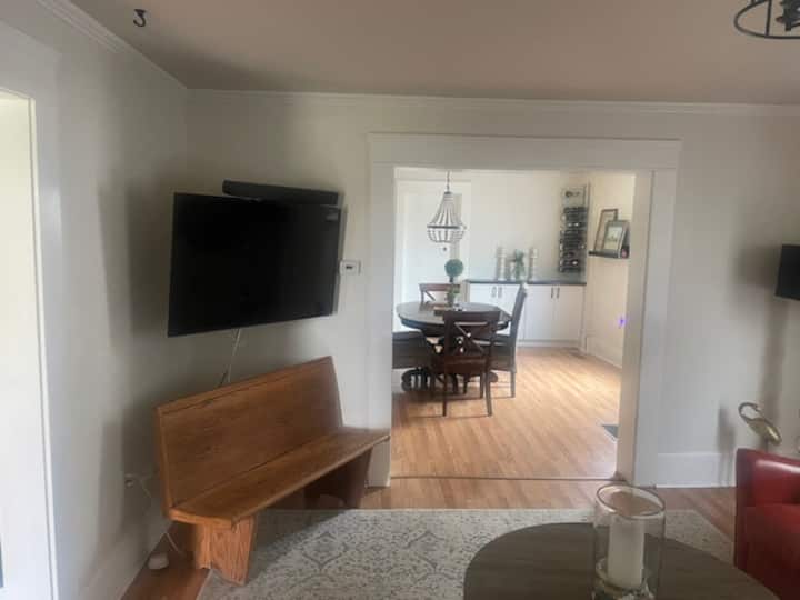 Farmhouse - Claremore Lake, OK