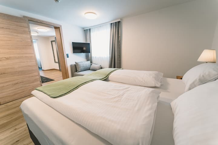 Panorama Apartment Mit Garten Und Bergblick - Seefeld