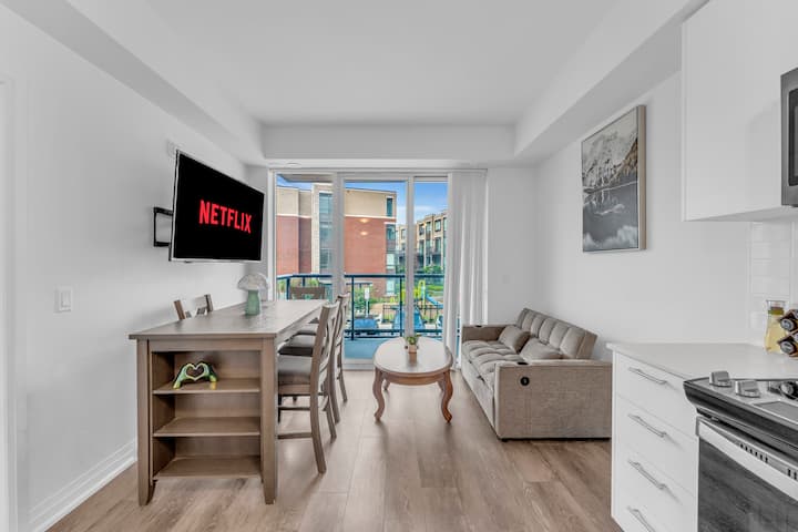 Luxury Spacious Apartment 10 Min To Airport | Wifi - Vaughan