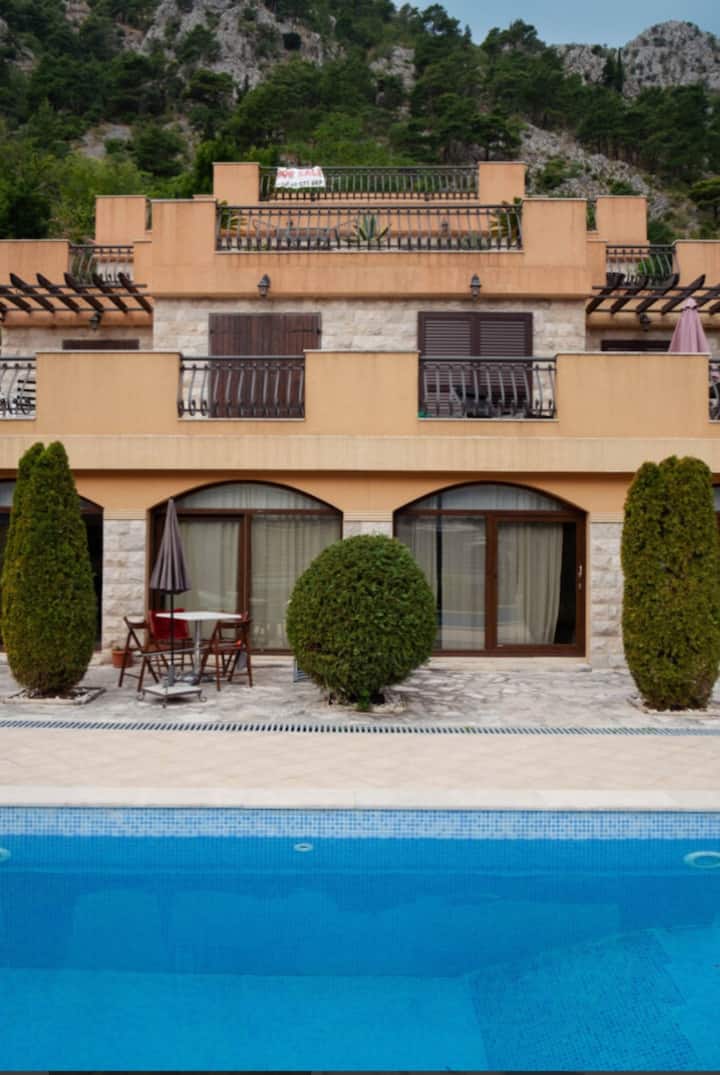 View&pool - Kotor