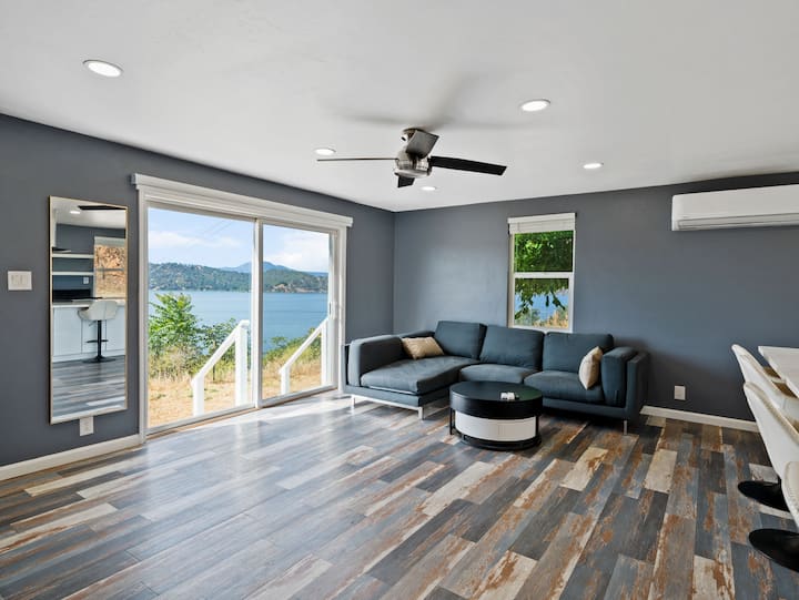 Chic House Plus Charming Cottage Amazing Lake View - Clearlake, CA