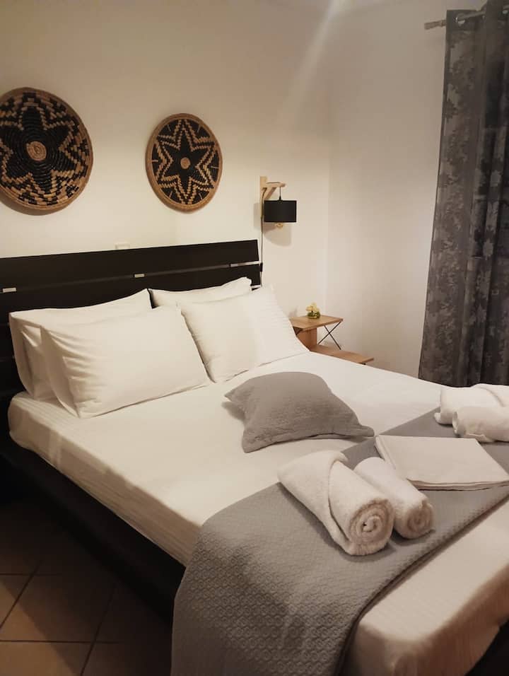 Seabreeze Apartment - Milos