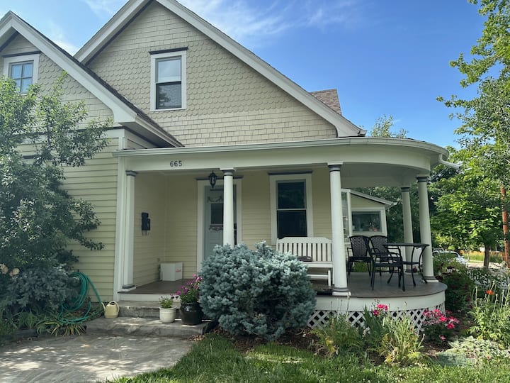 Lovely Victorian Walk Downtown! - Boulder, CO