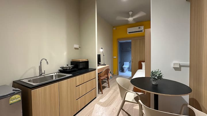 Single Studio - Singapore