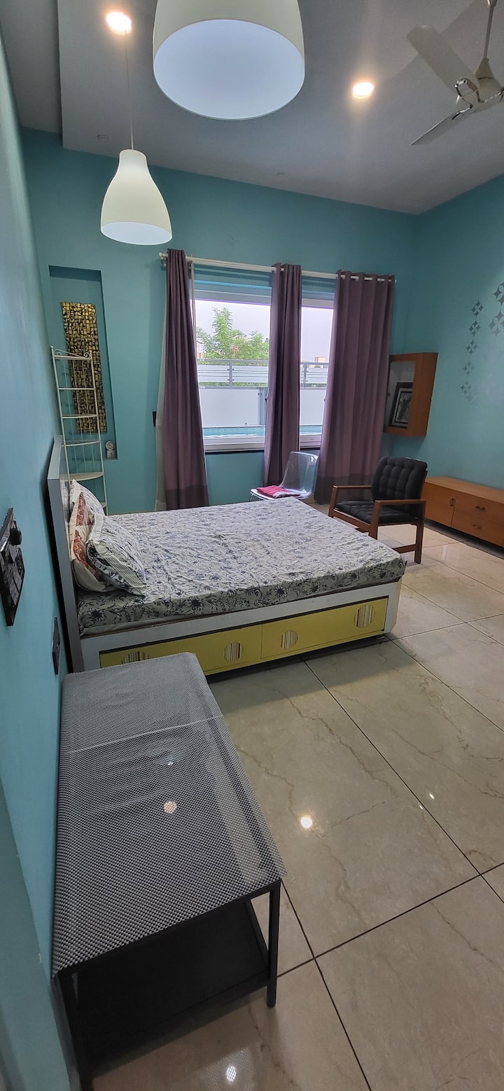 Entire Floor With Gym And Pool - 羅赫塔克